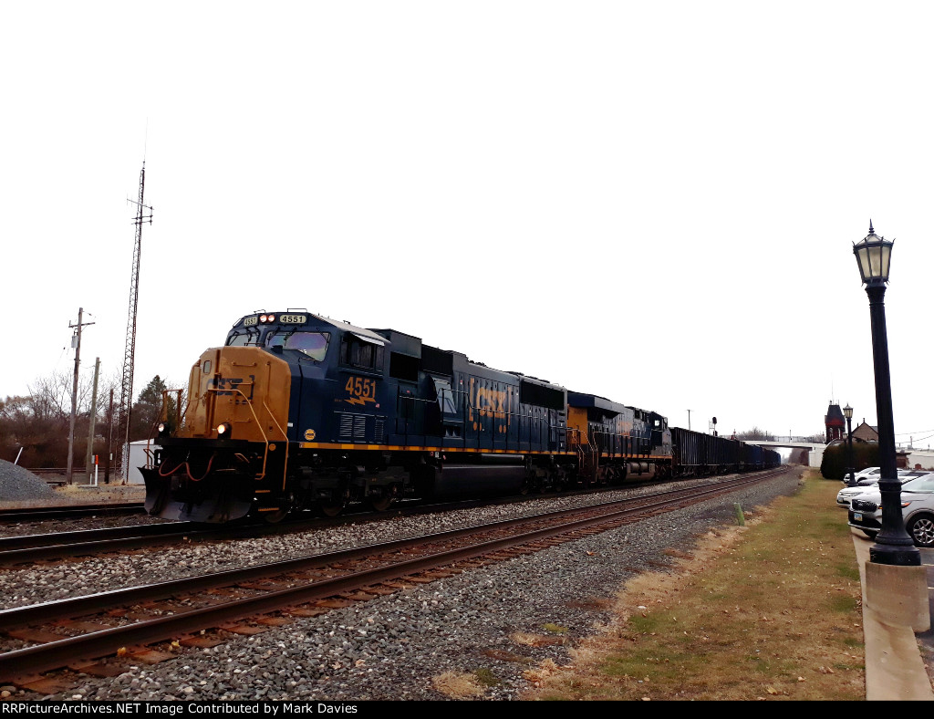 CSX 4551